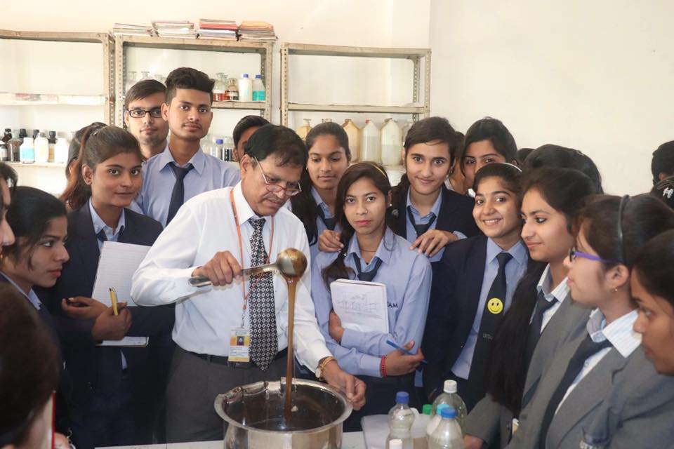 A three day live workshop was conducted by IIT Bombay at Uttam campus ...